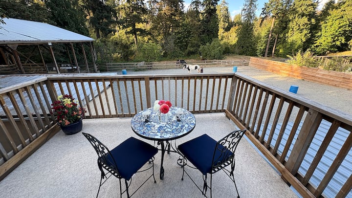 Private Barn Suite  Equestrian Stay - Aldergrove