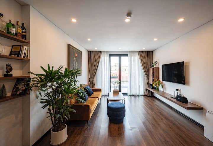 A Quiet Family Home In The Heart Of Hanoi! - China