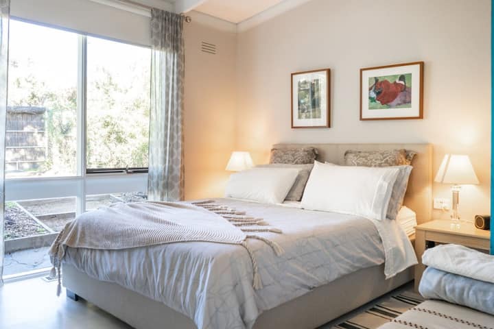 Chiara's Art Cottage 1br Coastal Garden Retreat - Sorrento