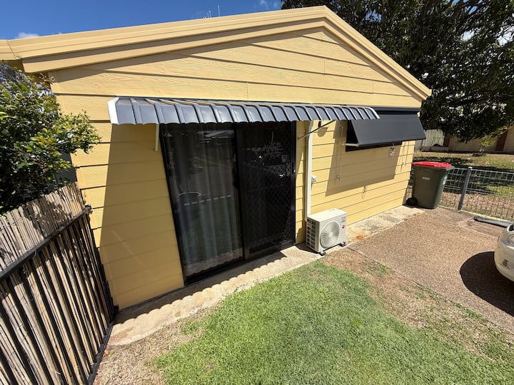 Charming Tiny Home Near The City. - Bundaberg Central