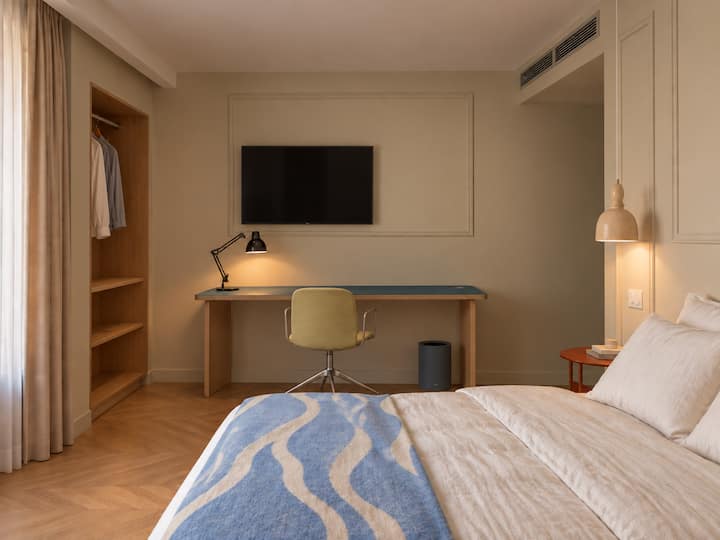 Ensuite Room Steps From Place De La Bastille - Paris