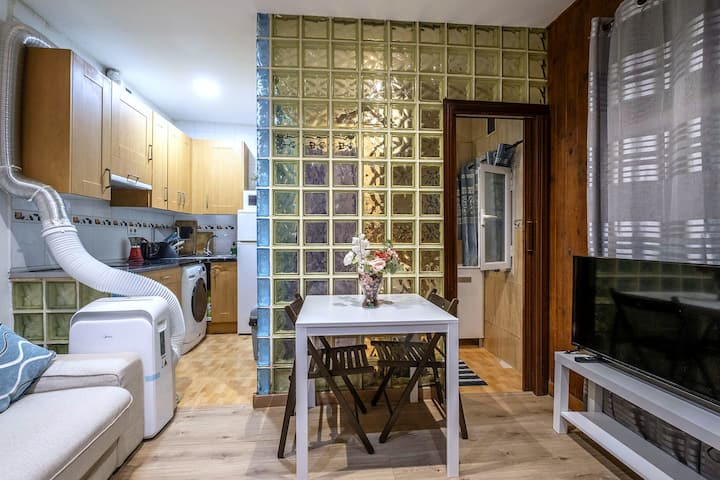 Renovated Studio In A Historic Corrala, Lavapiés - Madrid