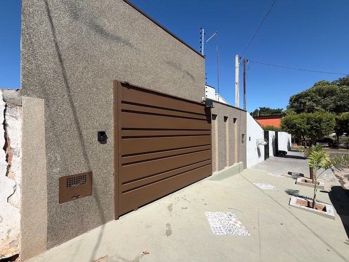 Casa Próxima Recinto Exposição Com 2 Quartos E Ar - Catanduva