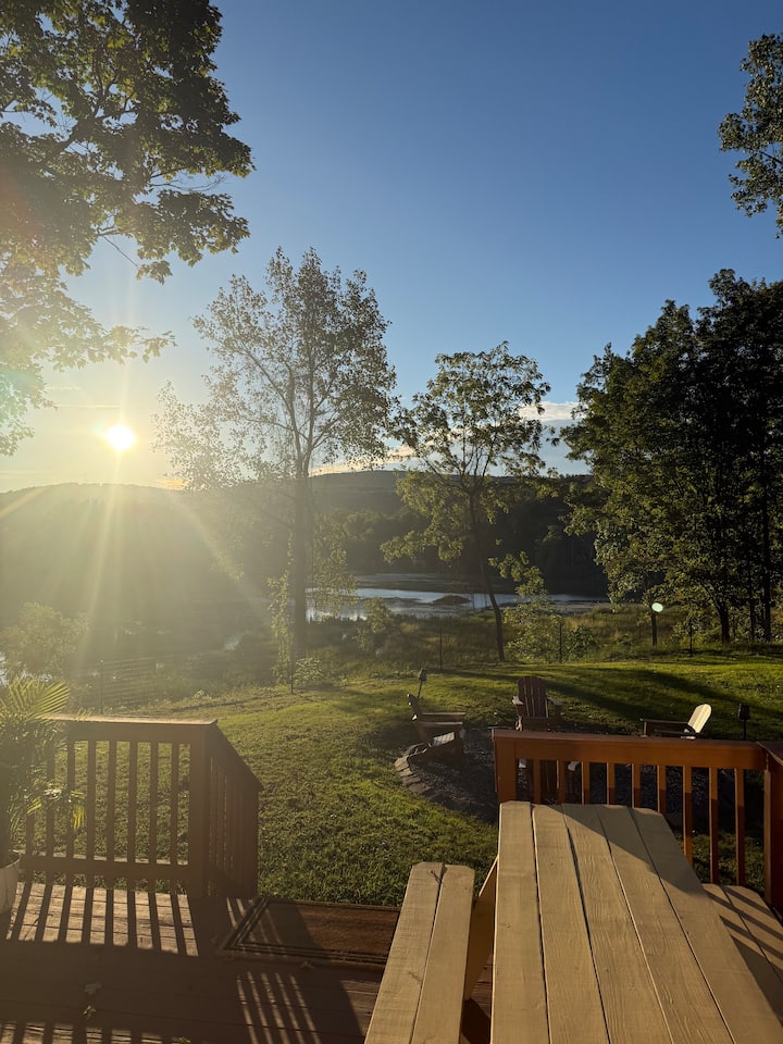 Middle Of The Mountain Retreat On The Rondout - Kingston, NY