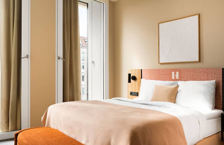 Limehome Berlin Muellerstr. | Design Comfort Suite - Berlin