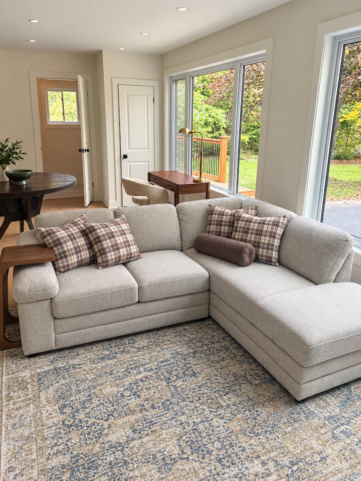 Bass Lake Retreat | Private Suite, No Stairs - Orillia