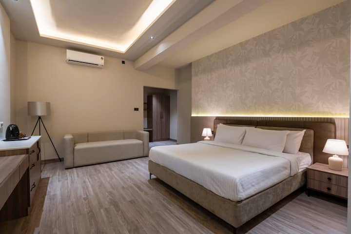 Group Stay |4 Ac Studio Rooms | Parking | Wi-fi - Bengaluru