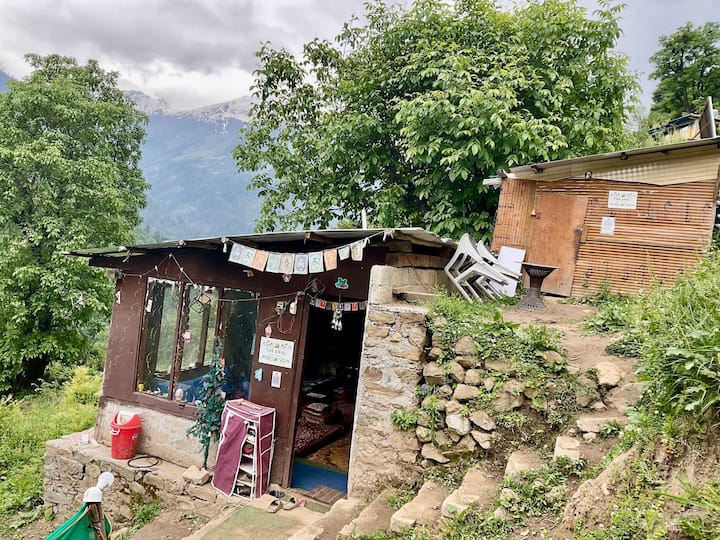 Riverfront Cottage W/ Home Meals & Treks, Hp - Tosh