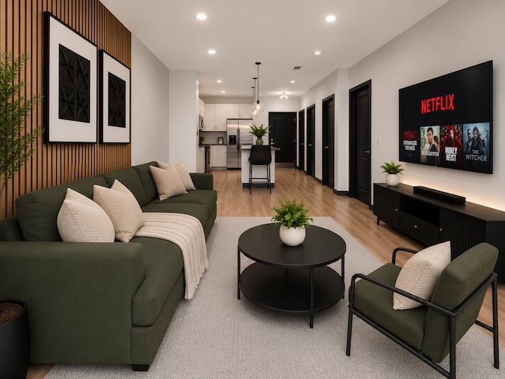 Modern Retreat | Pool, Gym & Resort Amenities - Roanoke, TX