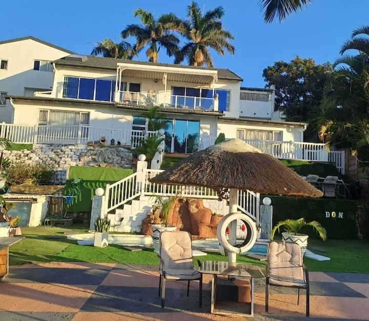 Spacious Family Home In Margate -Sleeps 8 People. - Southbroom