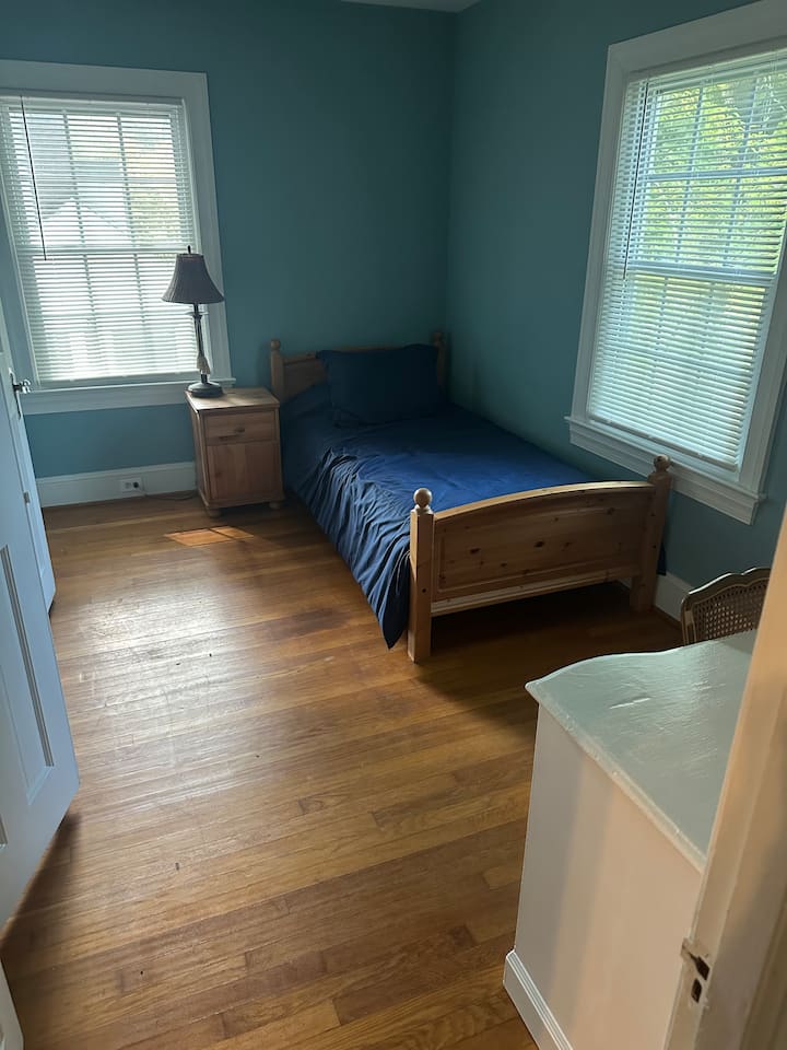 Room In Big House Near Salisbury University Su - Salisbury, MD