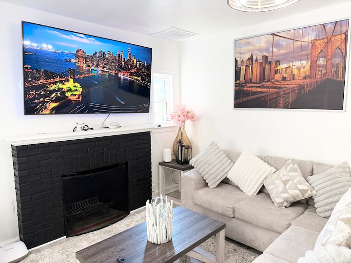 Dc Getaway: Cozy 4br Oasis By Metro
& Airports - Arlington, VA