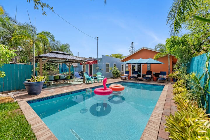 Tropical Cottage | Heated Pool | Downtown + Beach - Lake Worth, FL
