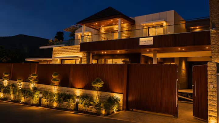 Royal Grove Luxury Farmstay | Private Pool Villa - Amritsar