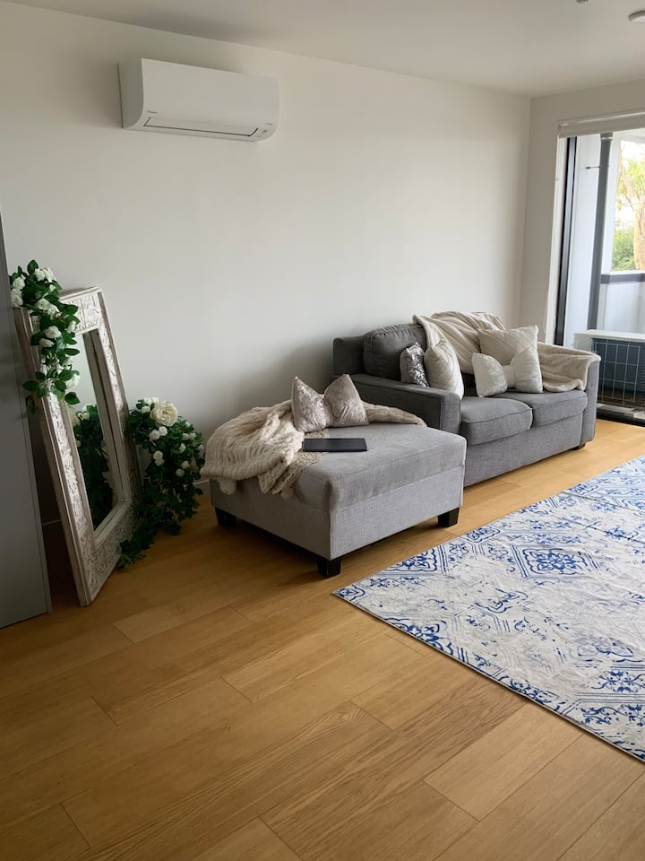 Seaside Haven | Modern 2br Apartment - Auckland