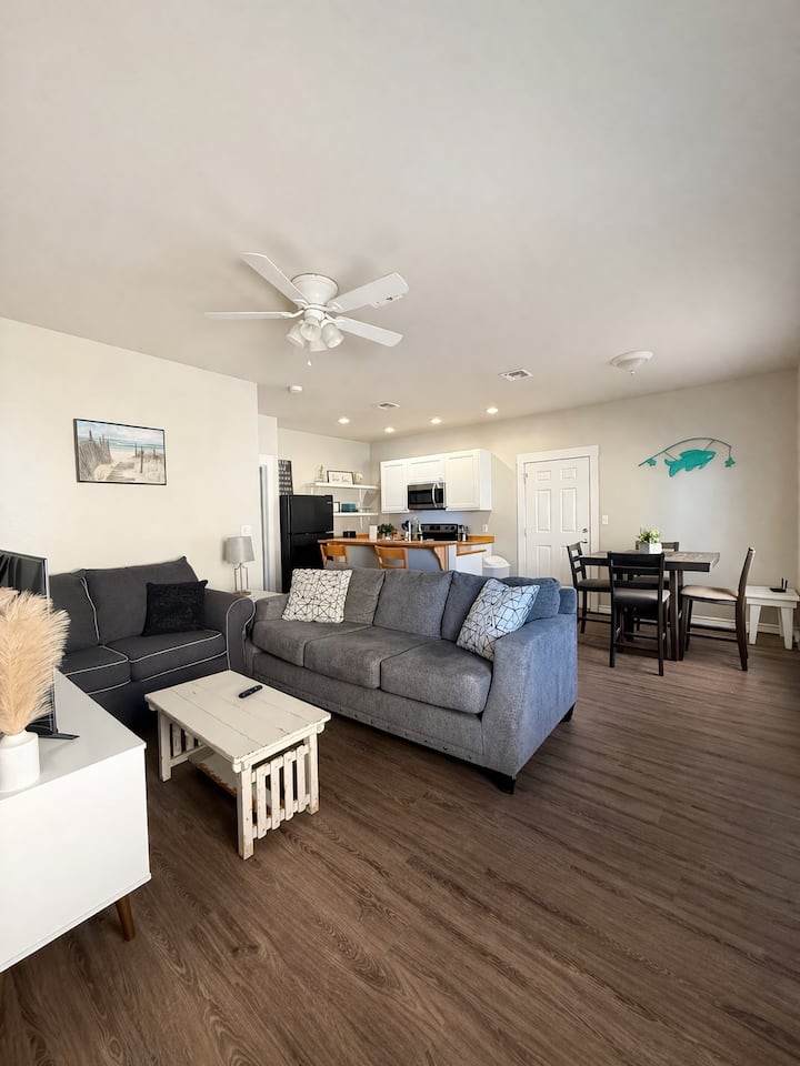 Coastal Paradise Bungalow - Rockport, TX