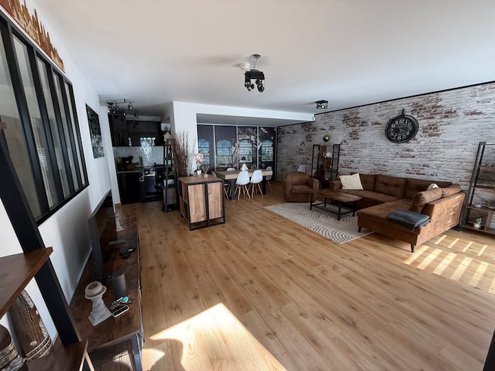 Bel Appartement De 65 M Carré En Face De La Seine - Alfortville