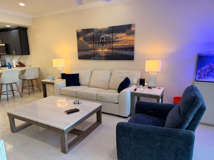 Punta Gorda Snowbird Retreat 3br Dock Pool Garage - Punta Gorda, FL