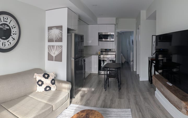 Niagara Falls Haven - 1 Br Suite - Niagara Falls