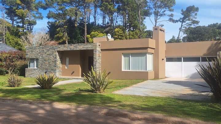 Casa Moderna Con Piscina En Pinamar Norte - Pinamar