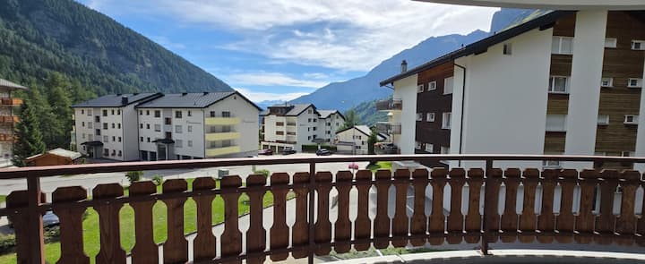 Balcon Vue Montagnes Près Gemmi & Nature - Adelboden