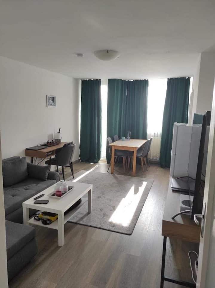 One Bedroom Apartment With Kitchen And Balcony - Munich