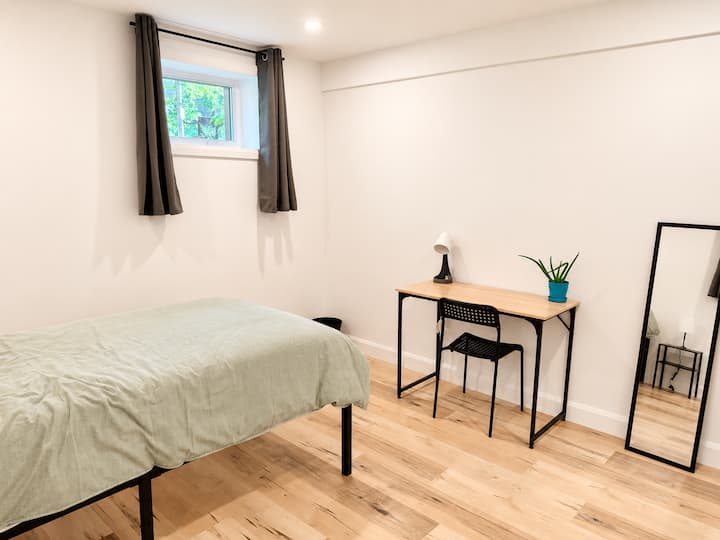 Private Room In Modern And Equipped Appartement - Levis