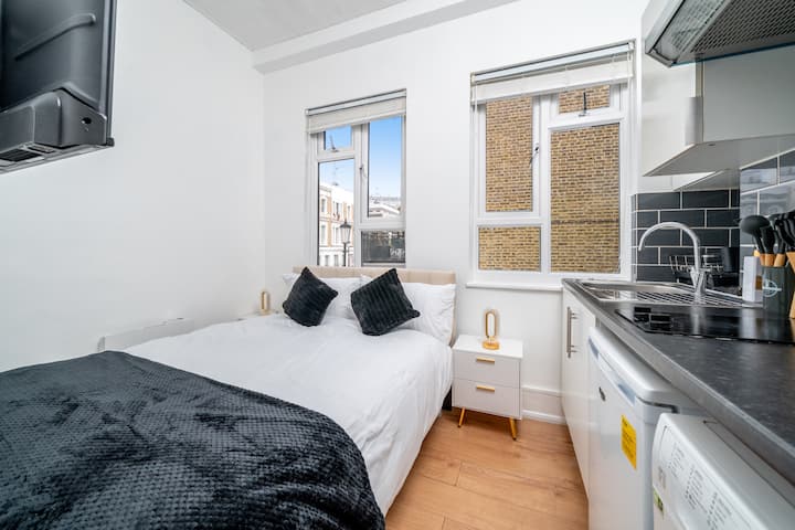 Modern Chelsea Studio Prime London Location - Chelsea