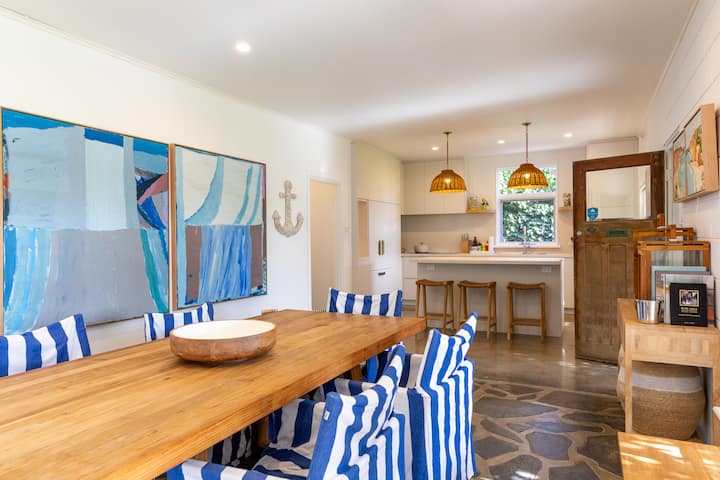 The Ivy | Port Willunga Beach Cottage - Aldinga