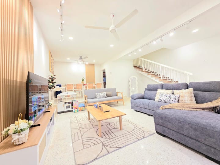 New! 17pax, Damansara Uptown, Landed House, Ttdi - Petaling Jaya