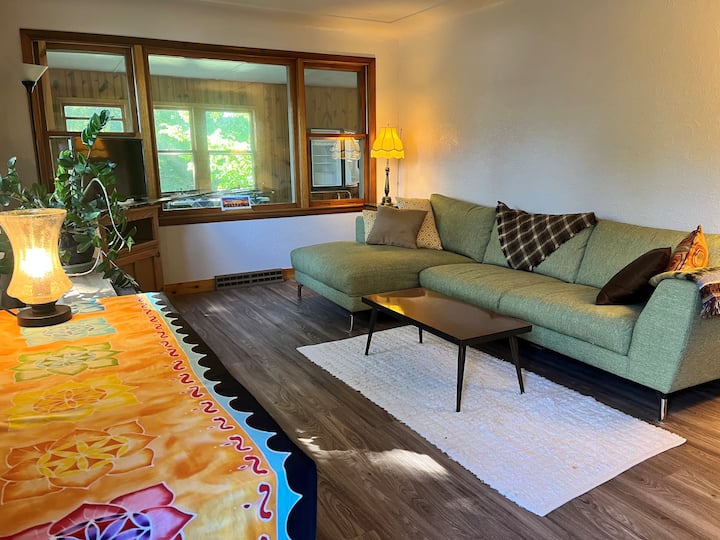 Riverhouselax
Find Solace In 
La Crosse - La Crosse, WI