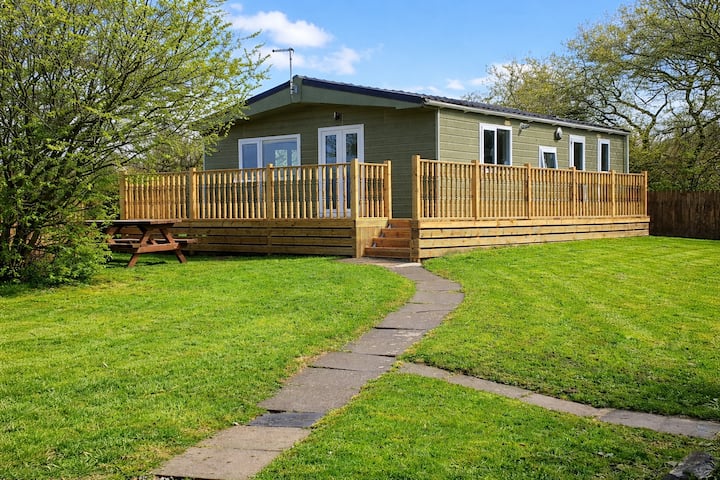 The Lodge At Llyn Retreats - North Wales