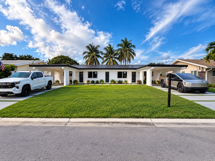 Casa Palm Breeze - Fort Lauderdale, FL