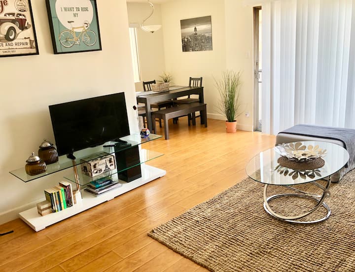 Sunny Apartment In The Heart Of Westhollywood - Los Angeles