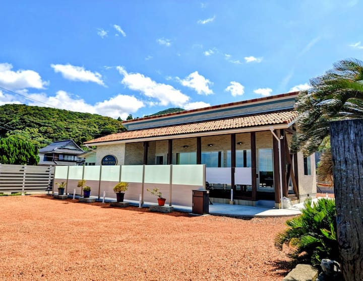 Private Seaside Retreat - Japan