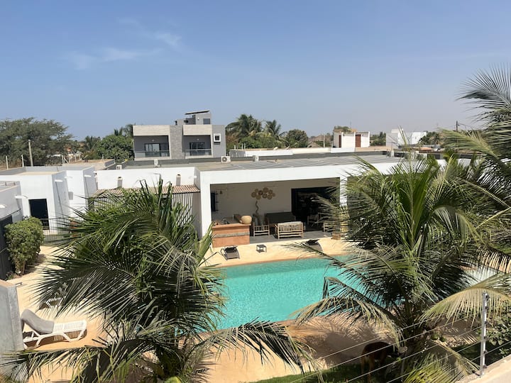 Superbe Villa Près De La
Petite Côte - Senegal