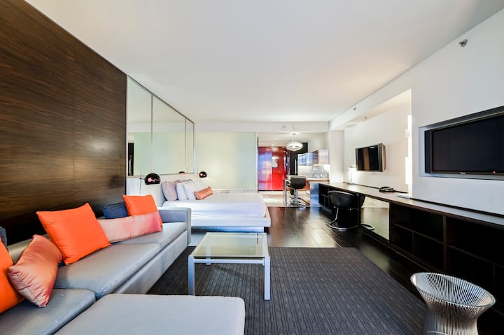 Ti26* Strip View Studio/balcony/ No Resort Fee - Henderson, NV