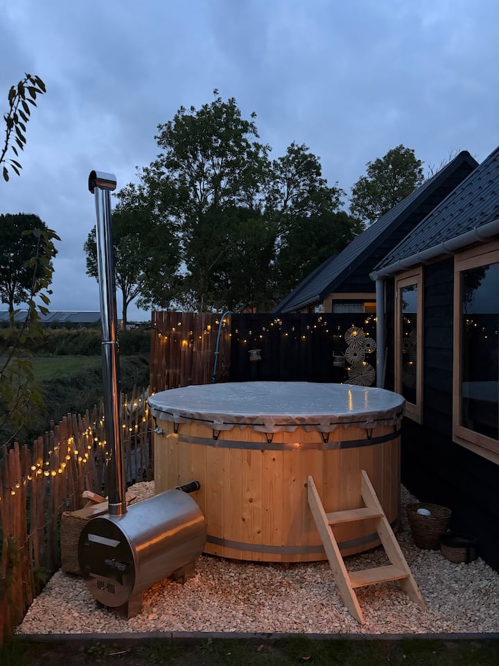 Sfeervol Tuinhuis Met Wellness, In De Beemster - Nordholland