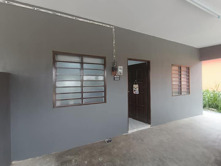 Budget 3br 2bath, Washer, Refgrtr, - Johor