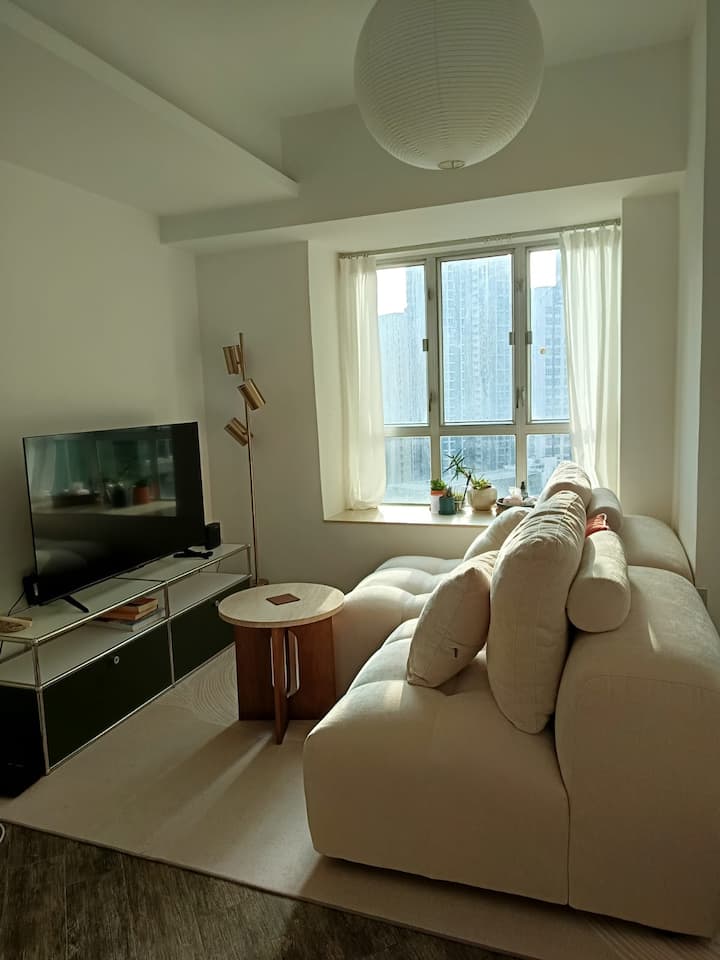 Bright And Quiet Apartment In Soho - Hong Kong