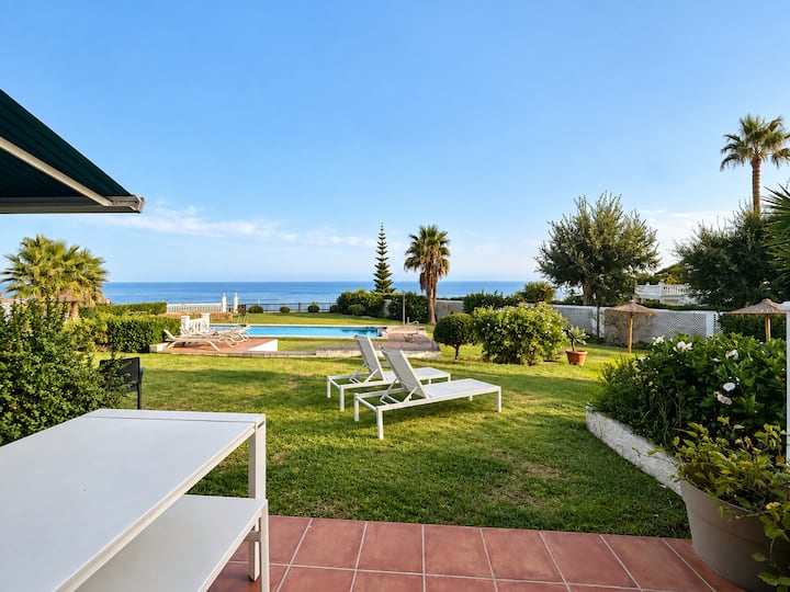 Maison Mitoyenne En Bord De Mer Avec Piscine Bbq - Calahonda