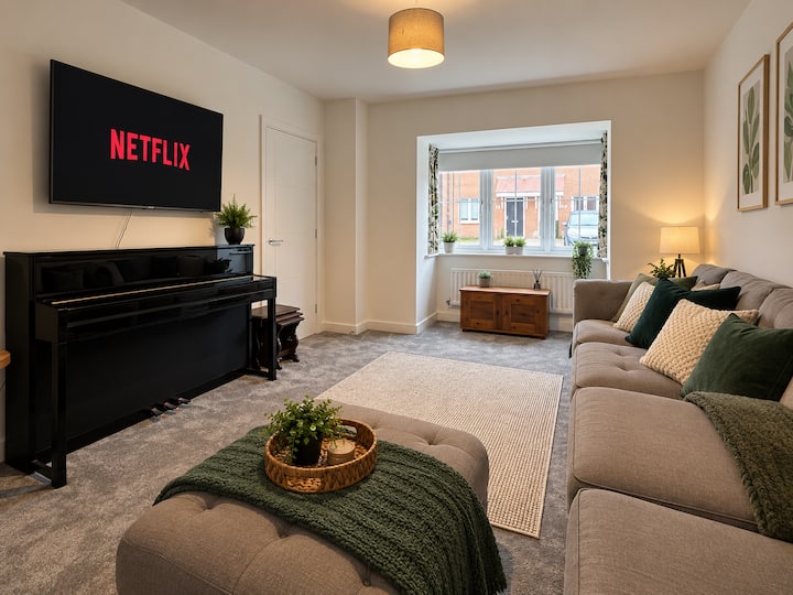 Large 3 Bedroom House | Sleeps 6 | 3 Bath - Crowborough