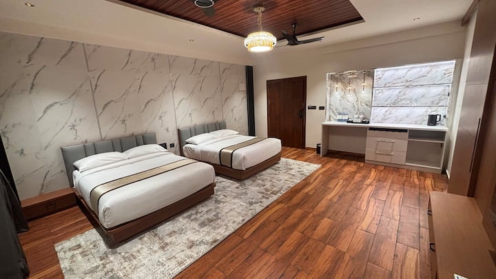 Celeste Villa Room With Jacuzzi & Mountain View - Nandi Hills