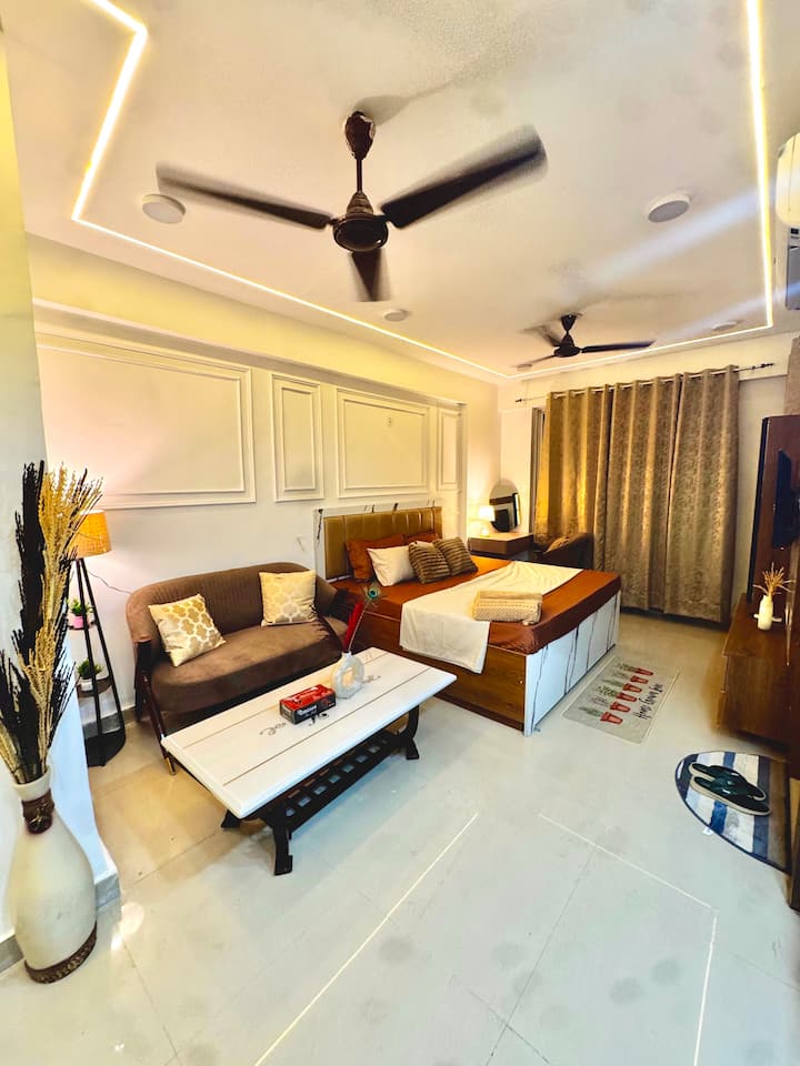 Zest Habitat - 01 | Modern Studio Near Advant - India
