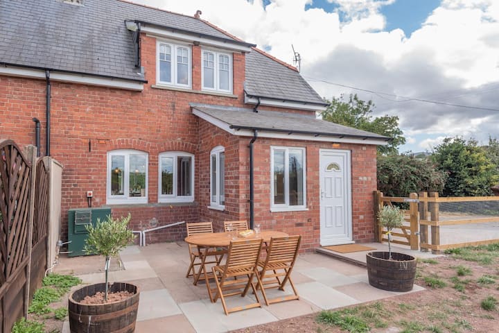 3 Bed In Hay-on-wye (Oc-t45450) - Hay-on-Wye