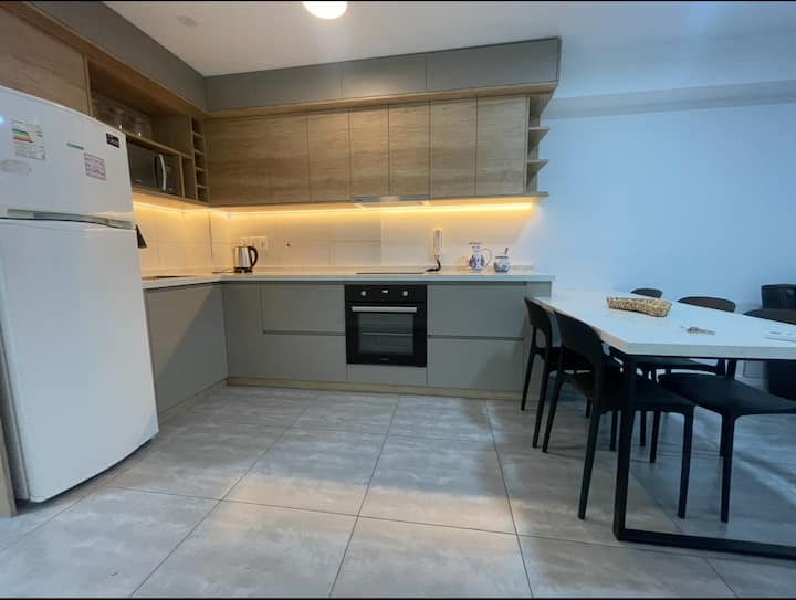 Apartamento Muy Confortable Y Luminoso En Pocitos - Uruguay