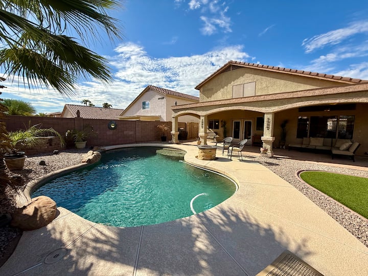 Desert Oasis, Poolside Retreat - Avondale, AZ