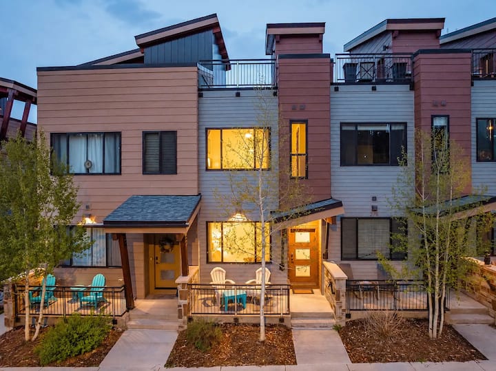 Downtown Wp Townhome Rooftop Hot Tub, Dogs Welcome - Winter Park, CO