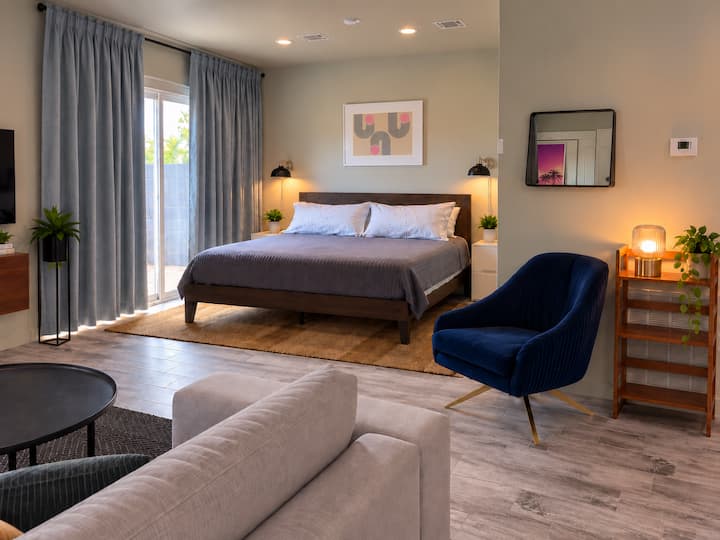 Large Luxury Scottsdale Guest House - Scottsdale, AZ