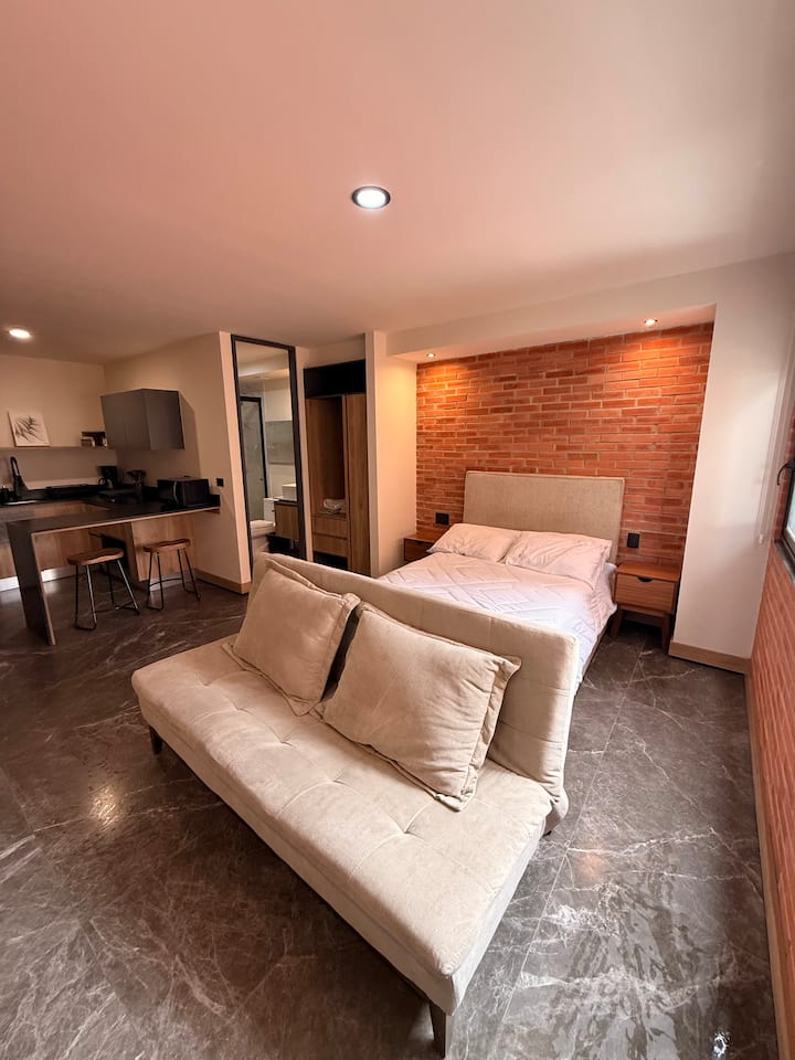 Loft En Zona Increíble/alberca/gym/expogdl/fiesta - Zapopan